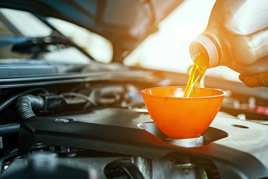 What Oil is Best for Your Vehicle? - US Auto Sales
